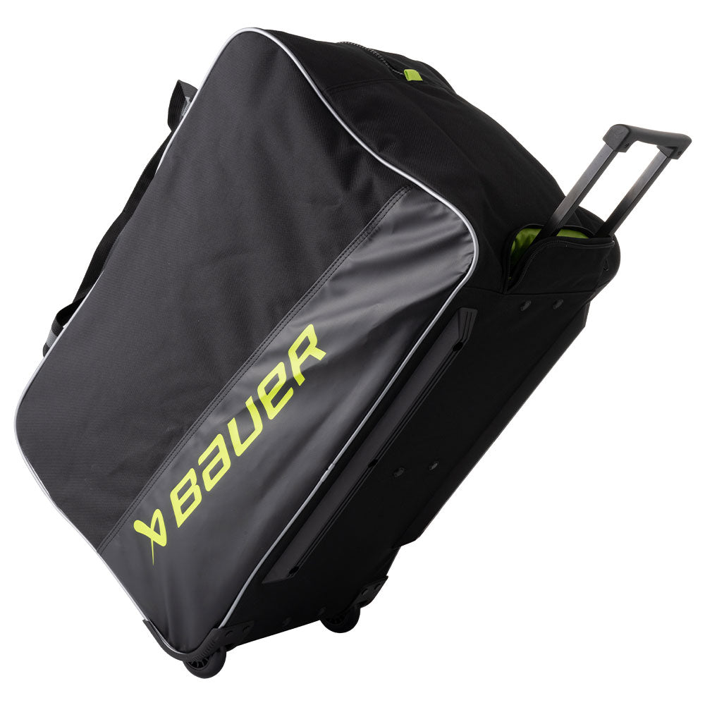 BAUER CORE YOUTH WHEELED HOCKEY BAG